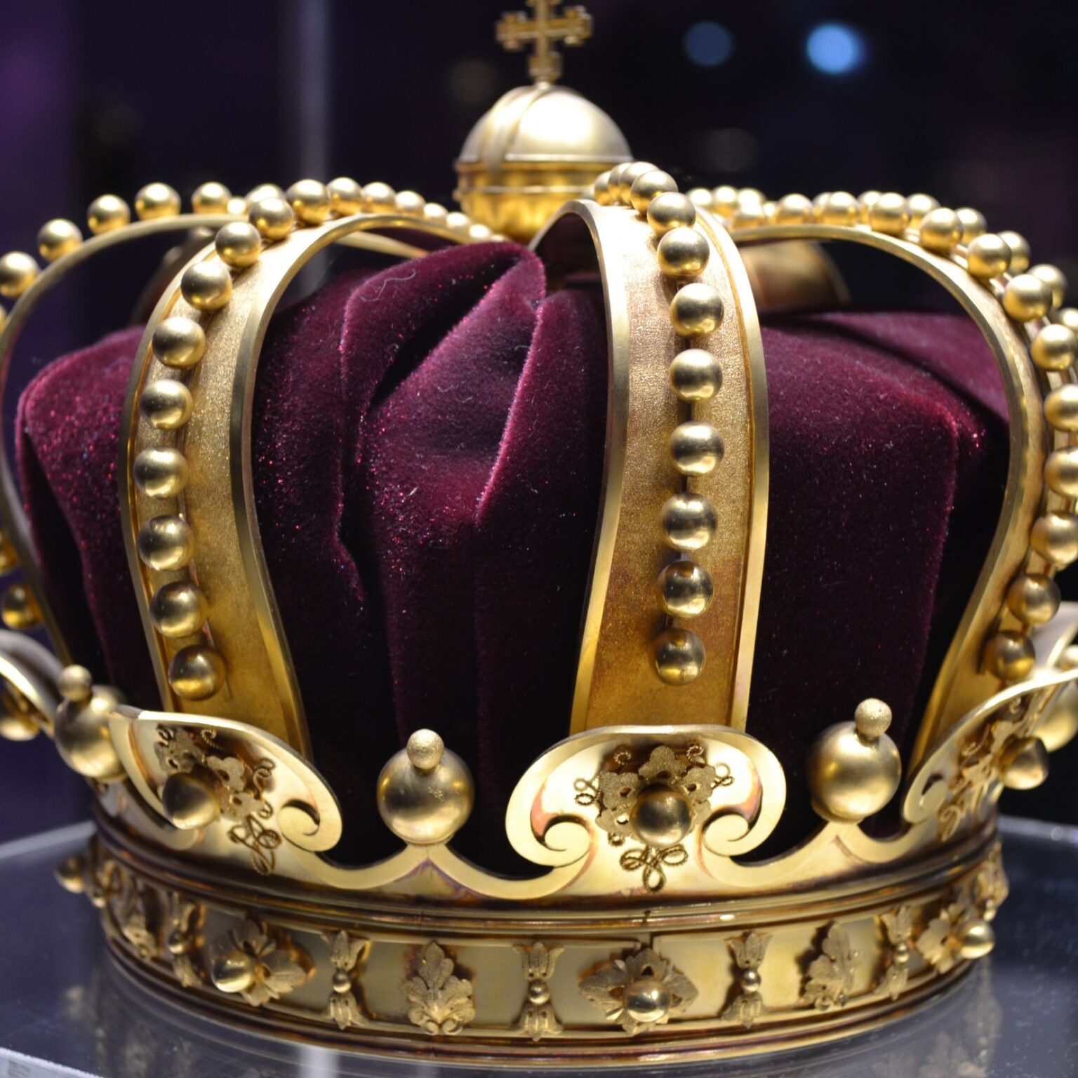 Why Did David Dance Out of His Clothes in the Bible? - Love Fast Live Slow